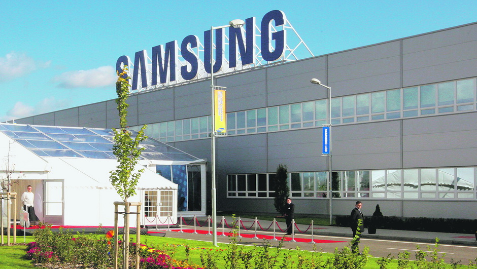 OFICIÁLNE: Samsung na Slovensku zatvára jednu fabriku!