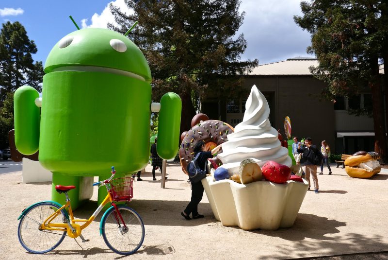 Zo sídla Googlu zmizli sochy reprezentujúce Android: Kam sa podeli?